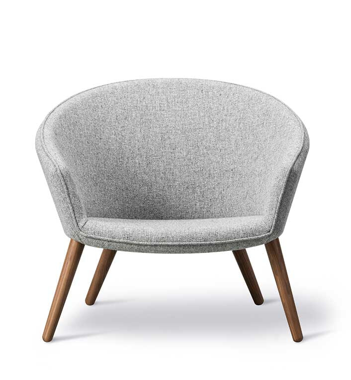 CH101 Lænestol af Hans J. Wegner fra Carl Hansen & Søn